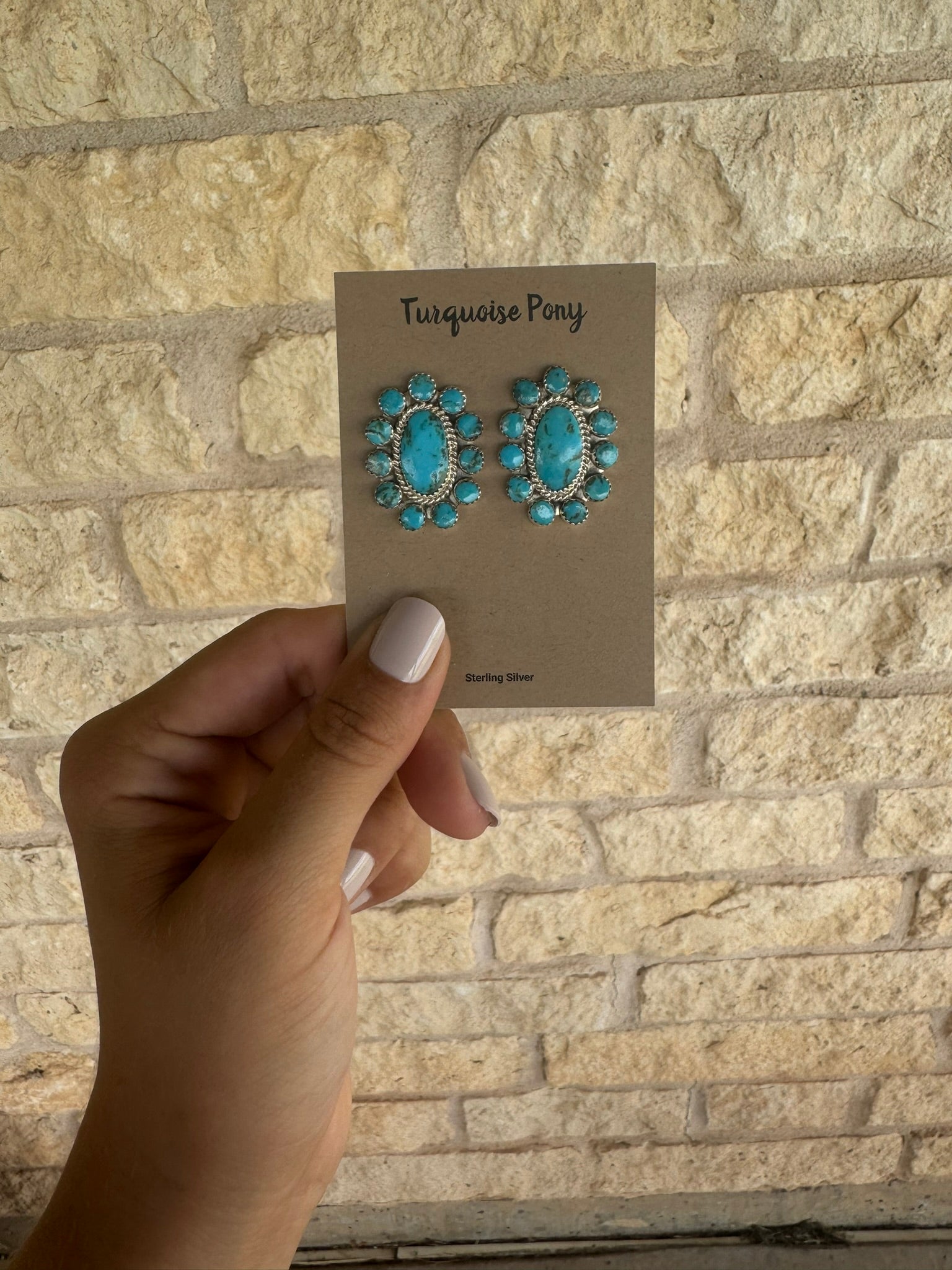 Tana Clusters – Turquoise Pony